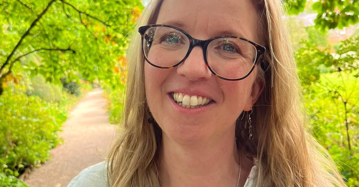 Fiona Montgomery - Instructors - Maitri Studio